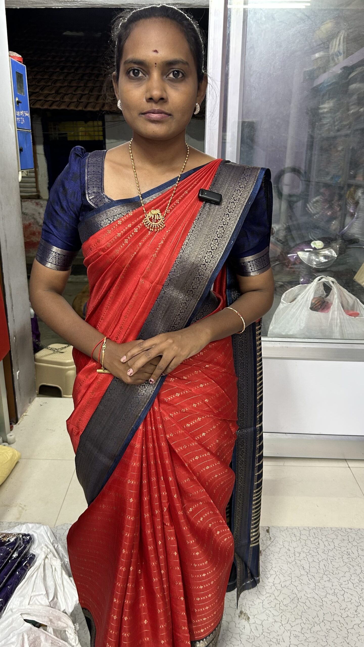 VG017 – Soundarya Sarees